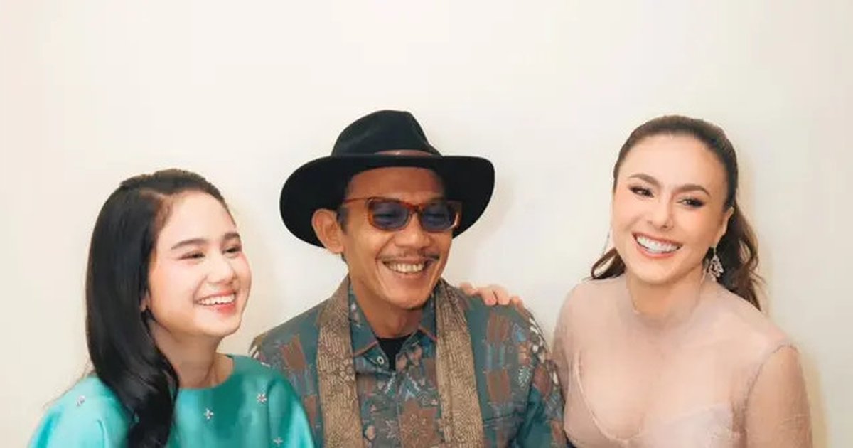 Adu Gaya Wulan Guritno dan Tissa Biani di Gala Premiere Film 'Norma: Antara Mertua dan Menantu ...