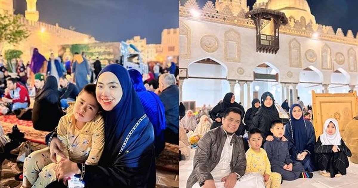 Potret Harmonis Keluarga Oki Setiana Dewi Habiskan Malam Bersama di Masjid Al Azhar Kairo ...