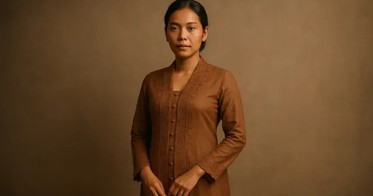 Mau Tampil Menawan di Hari Kartini? Intip 5 Model Kebaya Panjang yang ...