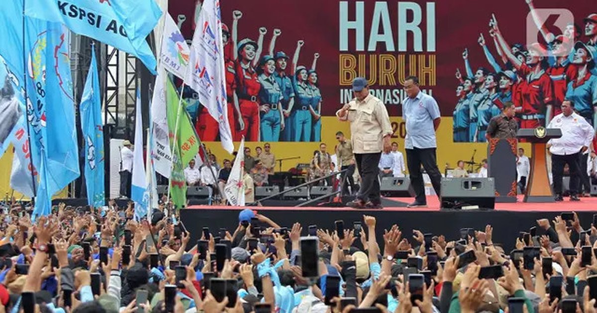 FOTO: Bersejarah! Prabowo Jadi Presiden RI Kedua yang Hadiri Hari Buruh - merdeka.com