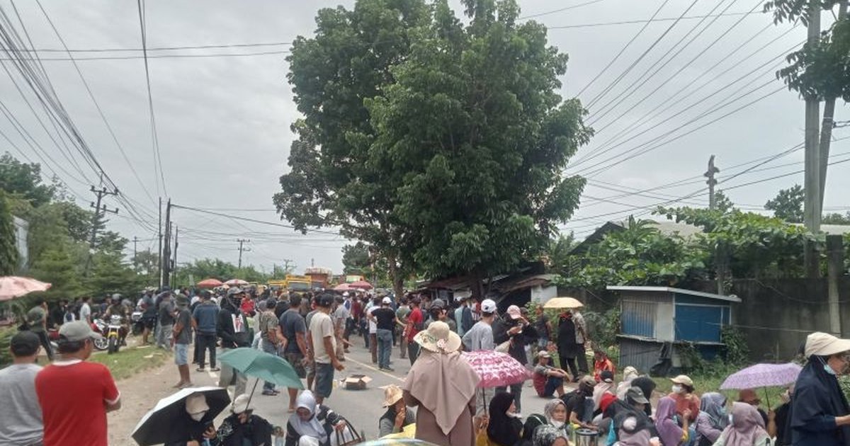 Puluhan Kilometer Macet, Pemprov Jambi Berupaya Redakan Demo Penolakan ...