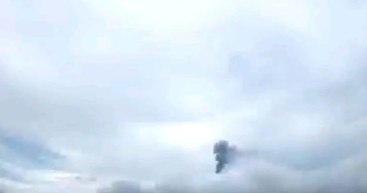 Gunung Ibu Erupsi Lagi, Semburkan Abu Vulkanik 600 Meter: Waspada Level ...