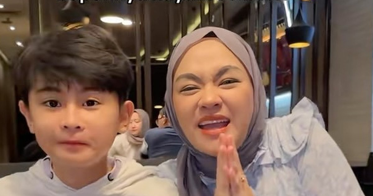 Gaya Rambut Baru Ivander Haykal Anak Daus Mini, Makin Ganteng Usai Dikeriting Ala Pesepak Bola ...