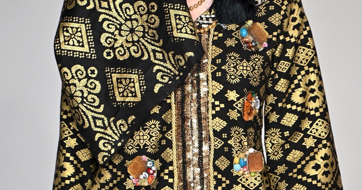 FOTO: Pesona Busana Khas Nusantara yang Dipamerkan Indonesia Now di New ...