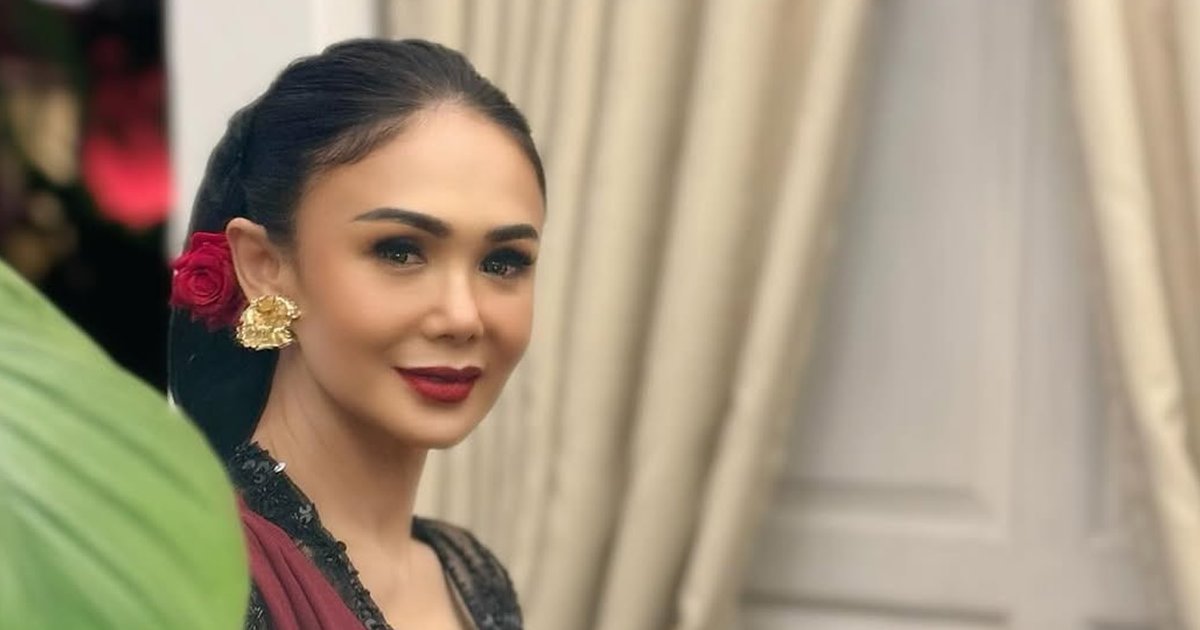 7 Potret Cantik Awet Muda Yuni Shara dalam Balutan Kebaya dan Baju Adat, Bisa Jadi Inspirasi ...