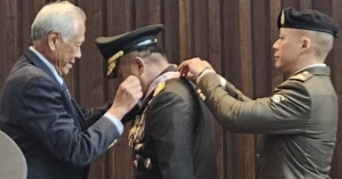 Berjasa Tingkatkan Kerja Sama Militer, Kasad Maruli Simanjuntak Terima ...