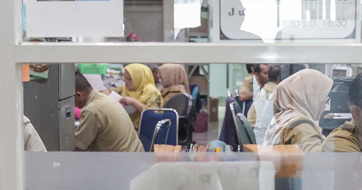 PNS Jakarta Baru Tahu Naik Jaklingko Gratis usai Diwajibkan Naik ...