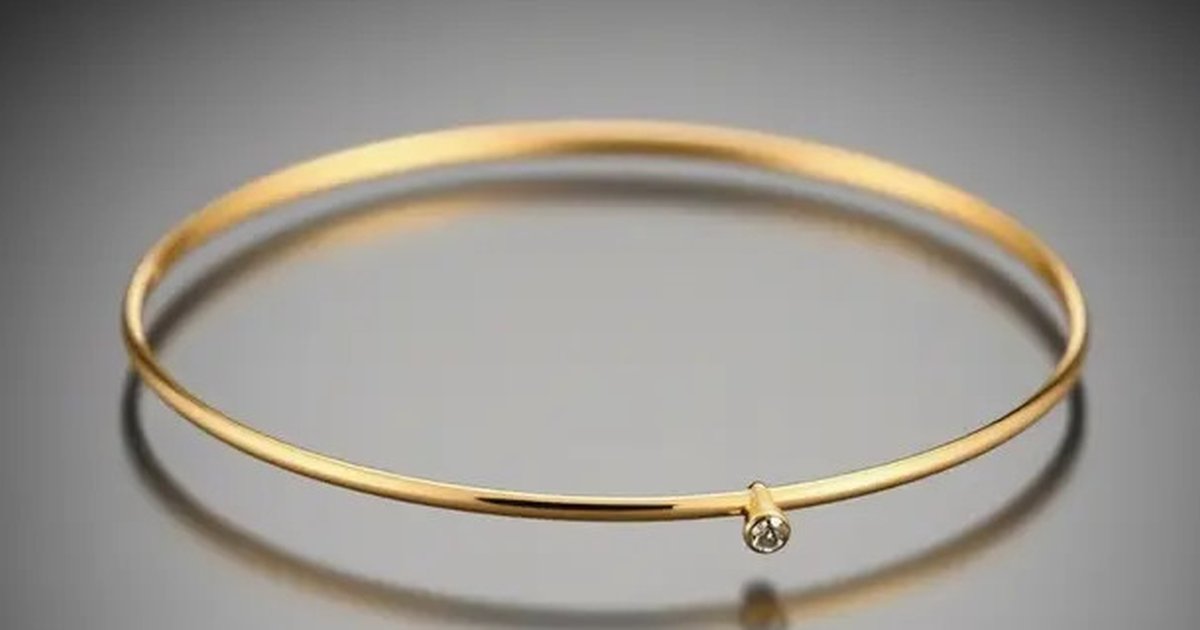 Gelang Emas Bangle Terbaru, 7 Model Elegan dan Stylish untuk Pemilik ...