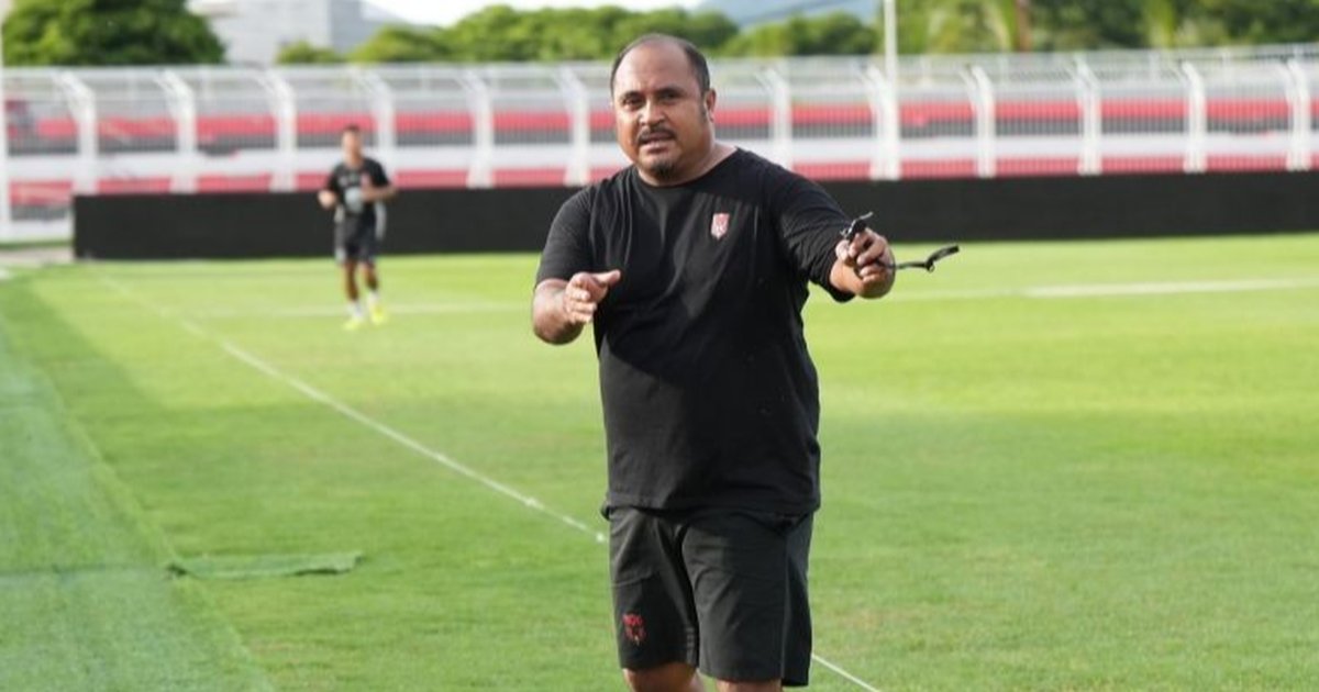 Keputusan Mengejutkan dari Malut United: Imran Nahumarury dan Yeyen ...