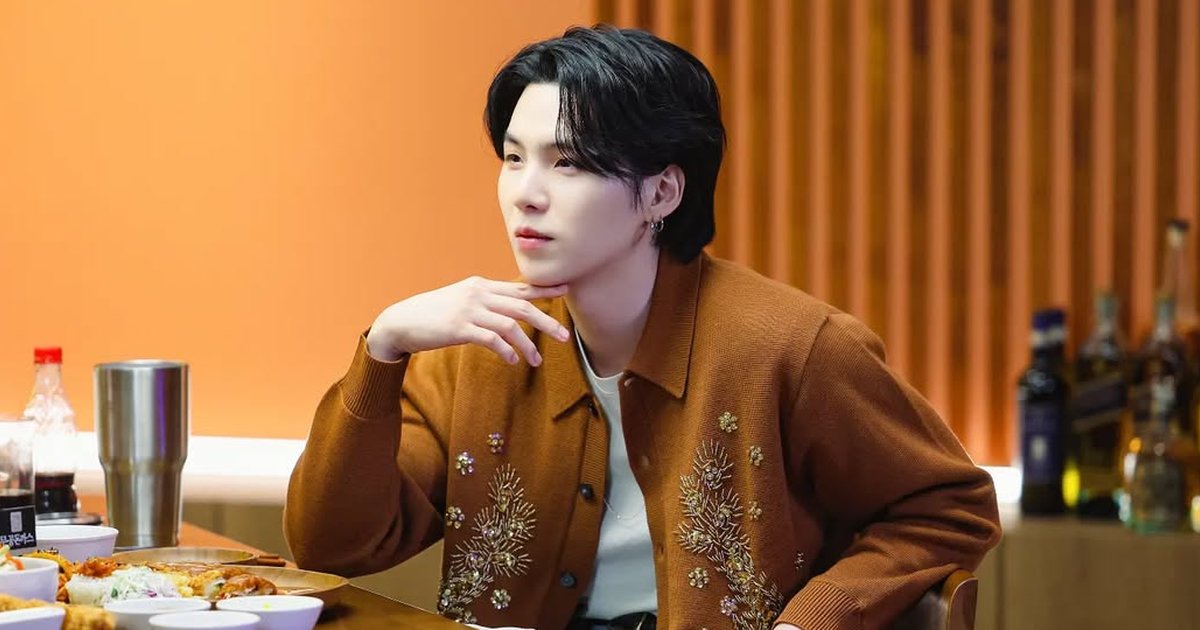 Besok Suga BTS Lulus Wamil, BIGHIT Minta ARMY Tak Datang, BTS OT7 Siap Comeback! - merdeka.com