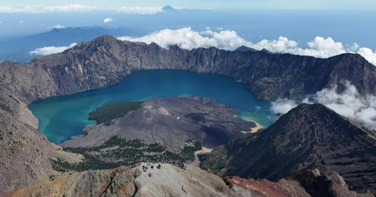 Detik-Detik Bule Swiss Terpeleset dan Jatuh di Rinjani, Tulang Patah dan Pendarahan Kepala ...