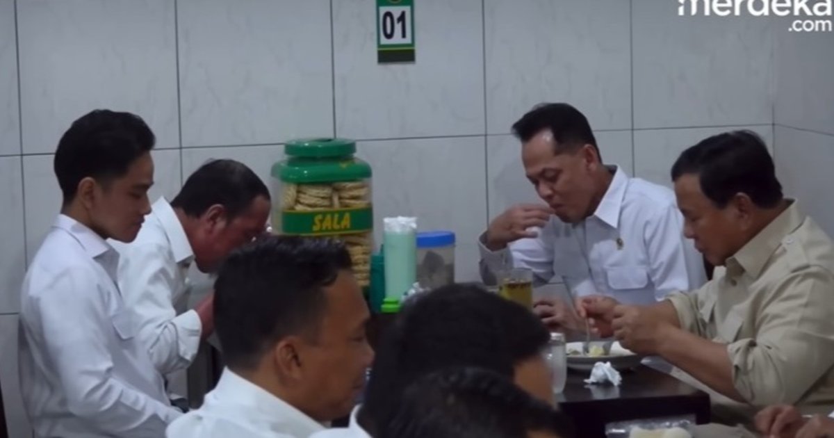 VIDEO: Profil Aries Marsudiyanto, Eks Kopassus Jadi Sorotan Duduk Satu Meja dengan Prabowo dan ...