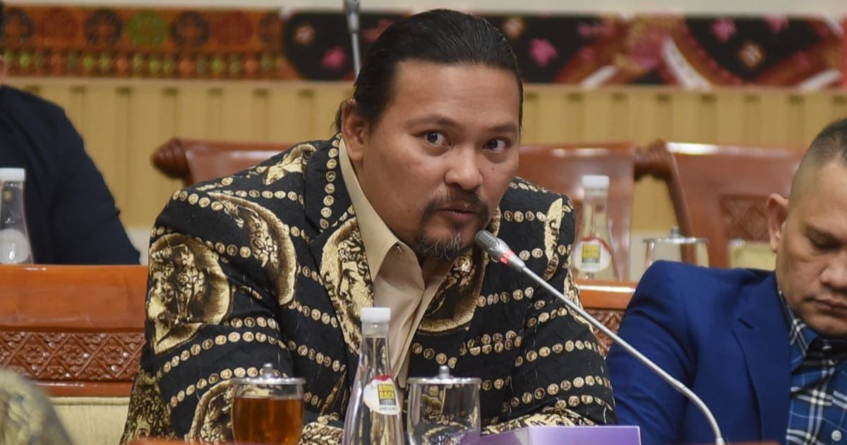 VIDEO: 'Steven Seagal' DPR Sorot Polemik Putusan MK Soal Pemilu ...