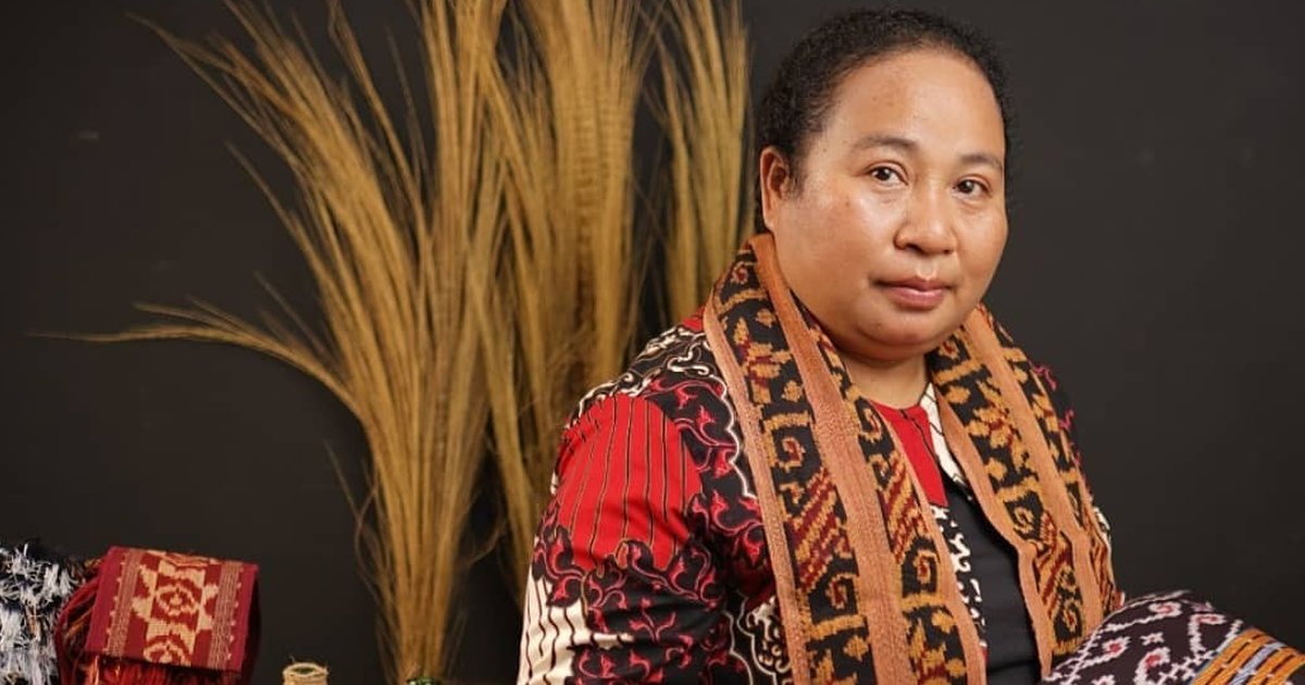 Kisah Mersia Sukses Lestarikan Keindahan Batik Tenun Khas Tarakan yang ...