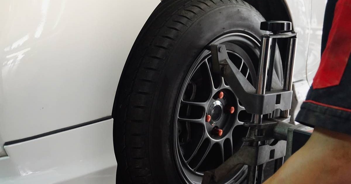 6 Tanda Mobil Sudah Waktunya Spooring Agar Tetap Aman dan Nyaman Saat ...