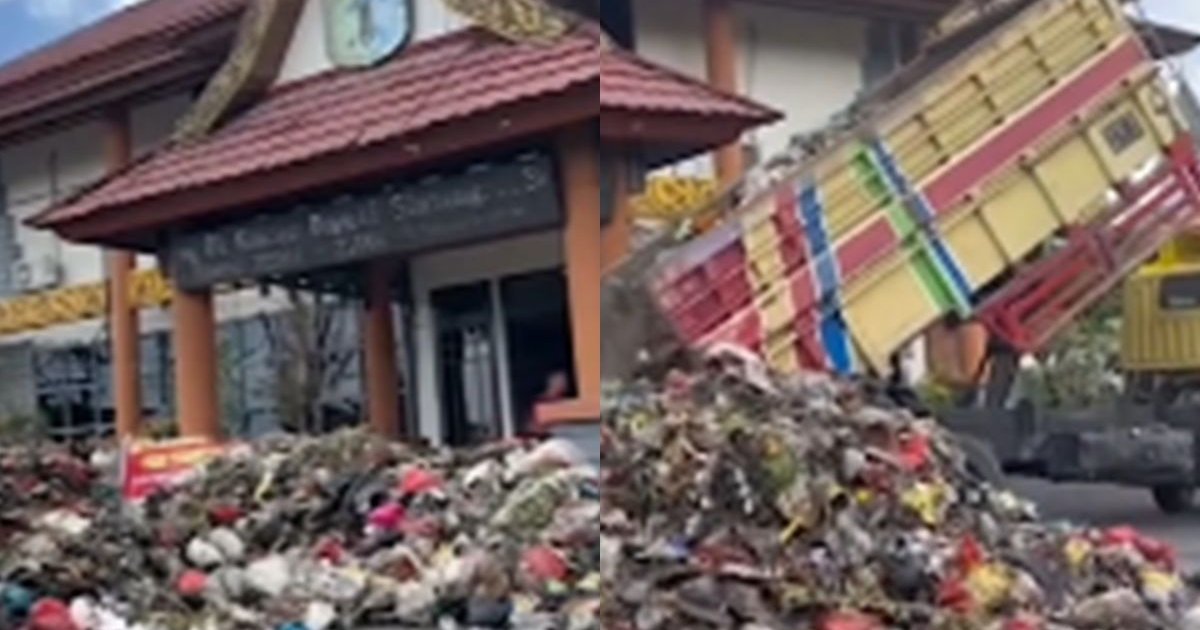 Kesal Sampah Tak Diurus Pemerintah, Warga Kalbar Nekat Angkut Bertruk-truk Sampah lalu Dibuang ...