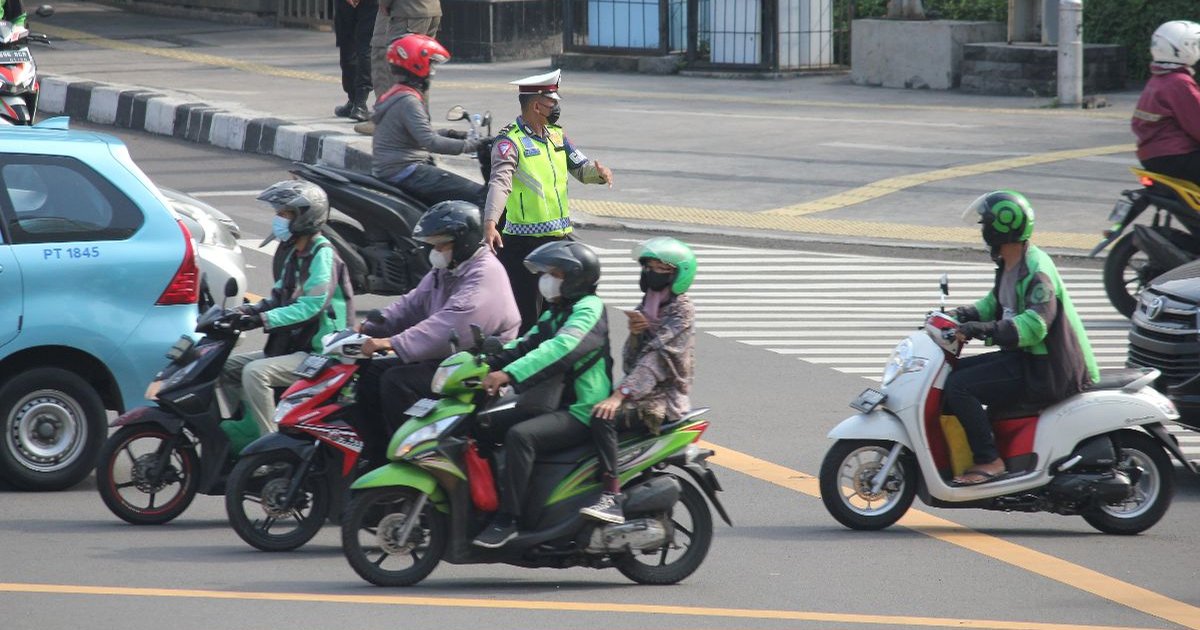 Formula Penting untuk Waktu Reaksi dan Manuver Sepeda Motor - merdeka.com