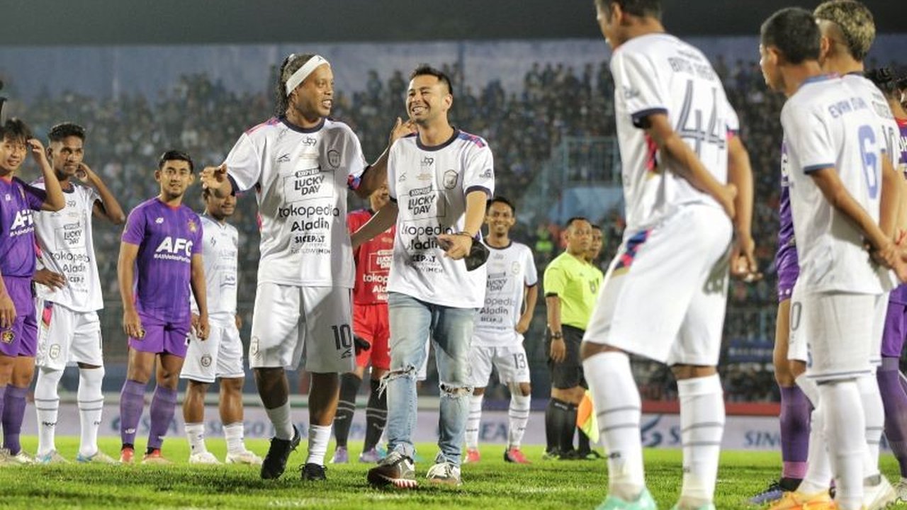 Ragnar Oratmangoen: Ronaldinho, Role Model dan Fleksibilitas di Lini Serang