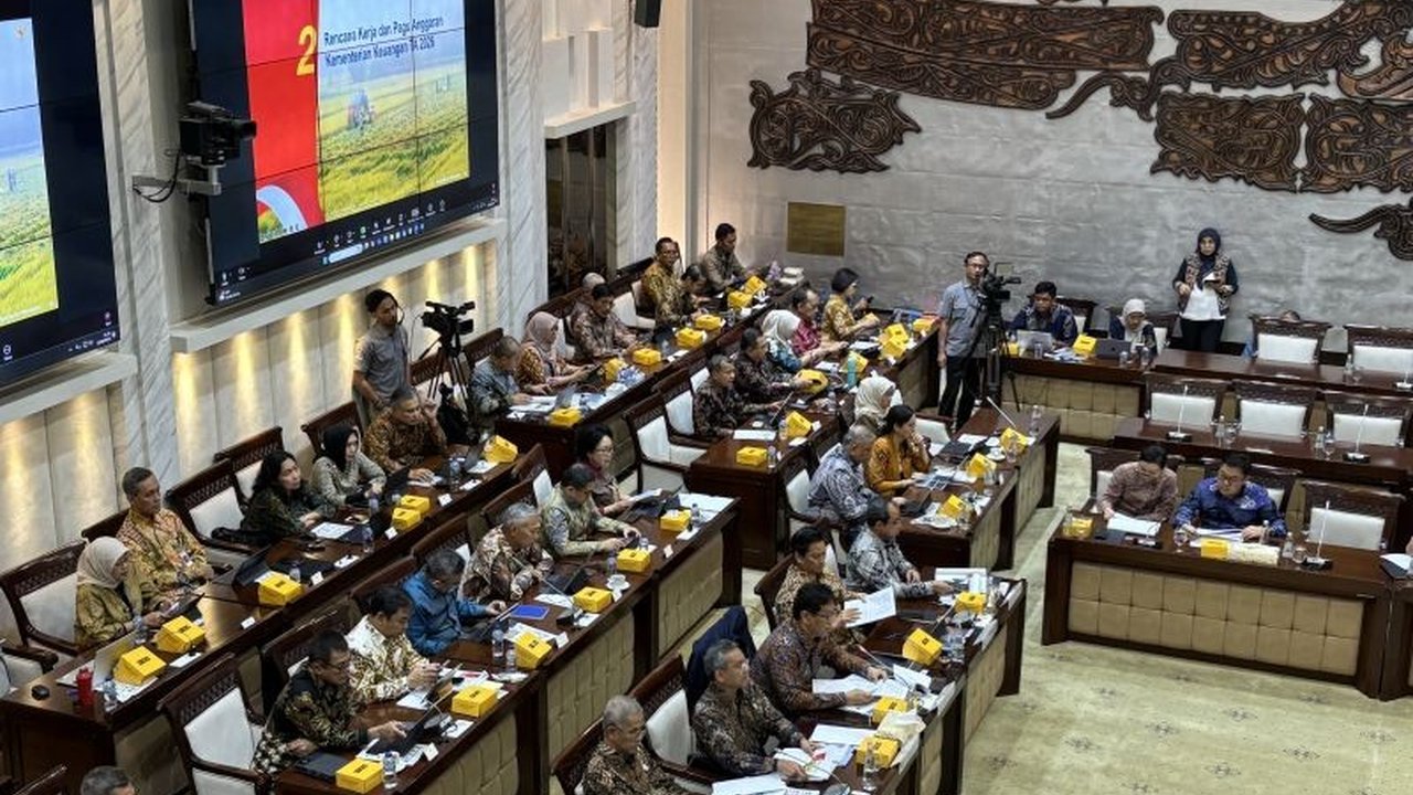Menteri Keuangan Purbaya Targetkan Peningkatan Peran Investasi ...