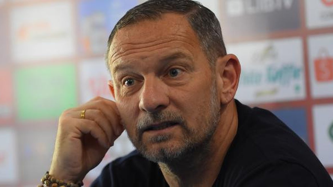 Dejan Antonic Sebut Sepak Bola bak Kehidupan, Ada yang Kaya dan Miskin