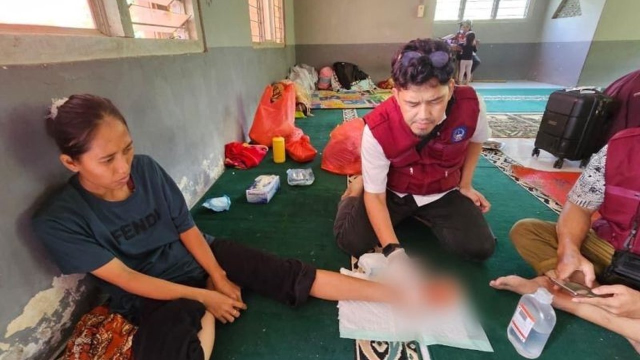 Tim Medis Sulsel Beri Layanan Intensif untuk Ratusan Korban Bencana di ...