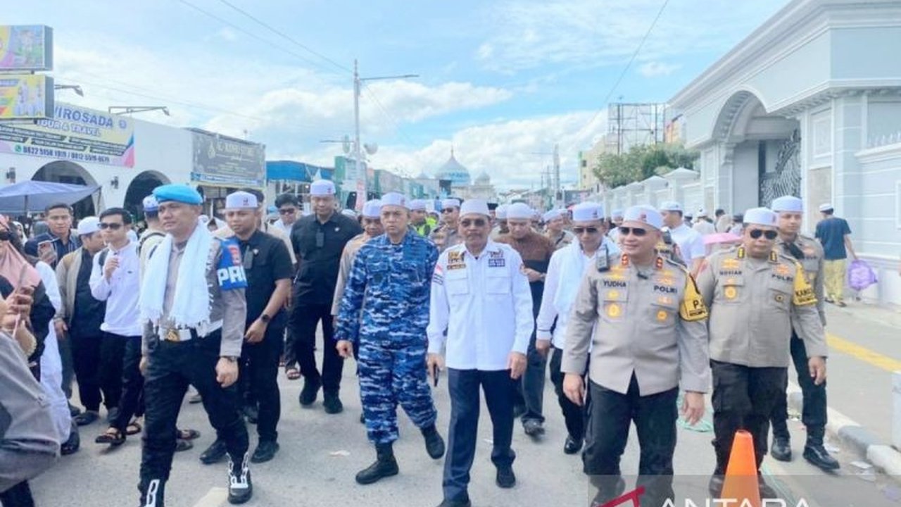 Kapolda Kalsel Pastikan Situasi Jutaan Jamaah Sekumpul Terkendali ...