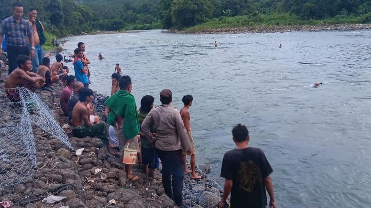 Polres OKU Evakuasi Jasad Korban Tenggelam di Sungai Ogan, Imbau Warga ...