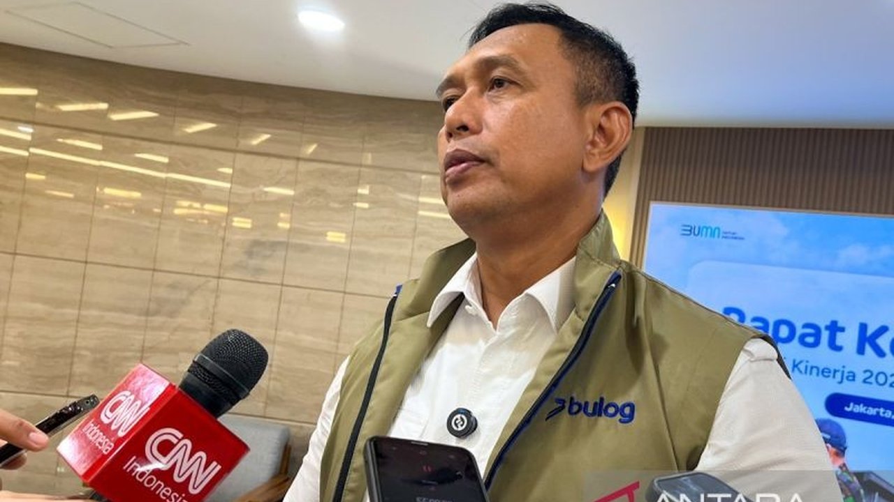 Bulog Pastikan Stok Beras di Bandara dan Pelabuhan Aman untuk ...