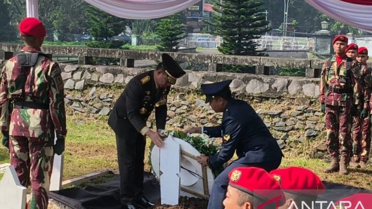 Panglima TNI Pimpin Upacara Pemakaman Mayor Zulmi, Gugur dalam Misi ...