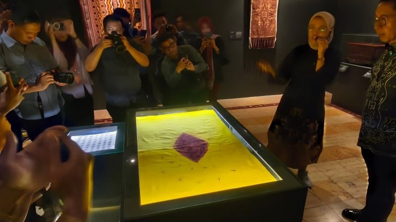 NTB Kenalkan Tenun Sakral Sasak di Pameran Wastra Nasional Yogyakarta ...
