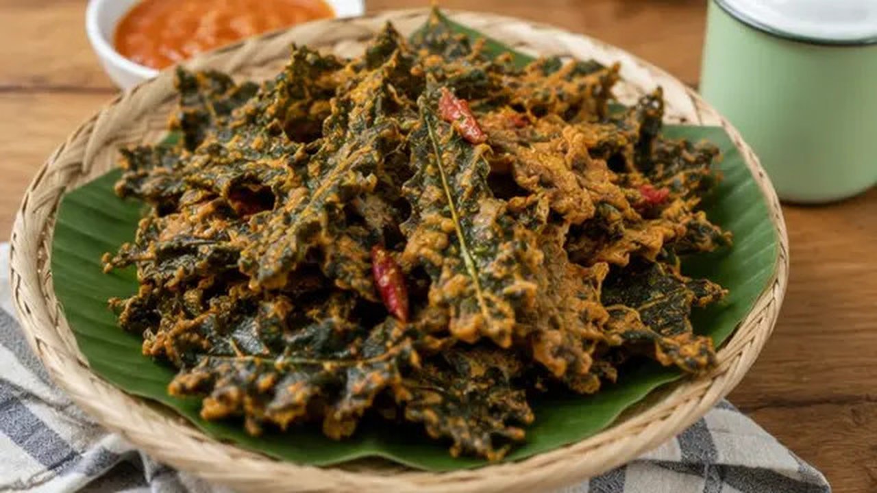 Resep Dendeng Daun Pepaya Pedas Gurih, Renyah dan Anti Pahit