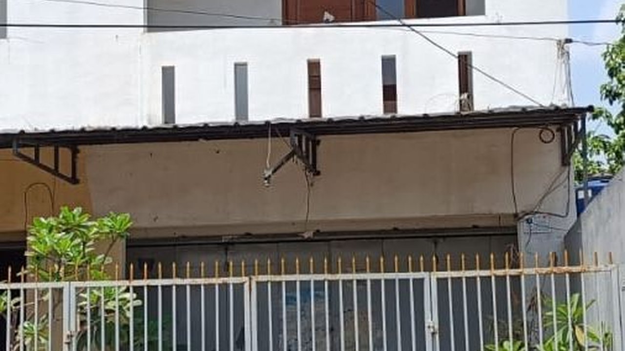 Berada di Ruko Kecil, Ini Penampakan Rumah Produksi Film Porno Jaksel yang Libatkan Artis-Selebgram