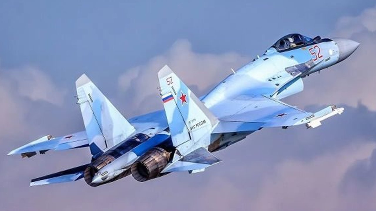 Negara Timur Tengah Ini Umumkan Beli Jet Tempur Sukhoi Su-35 dari Rusia ...