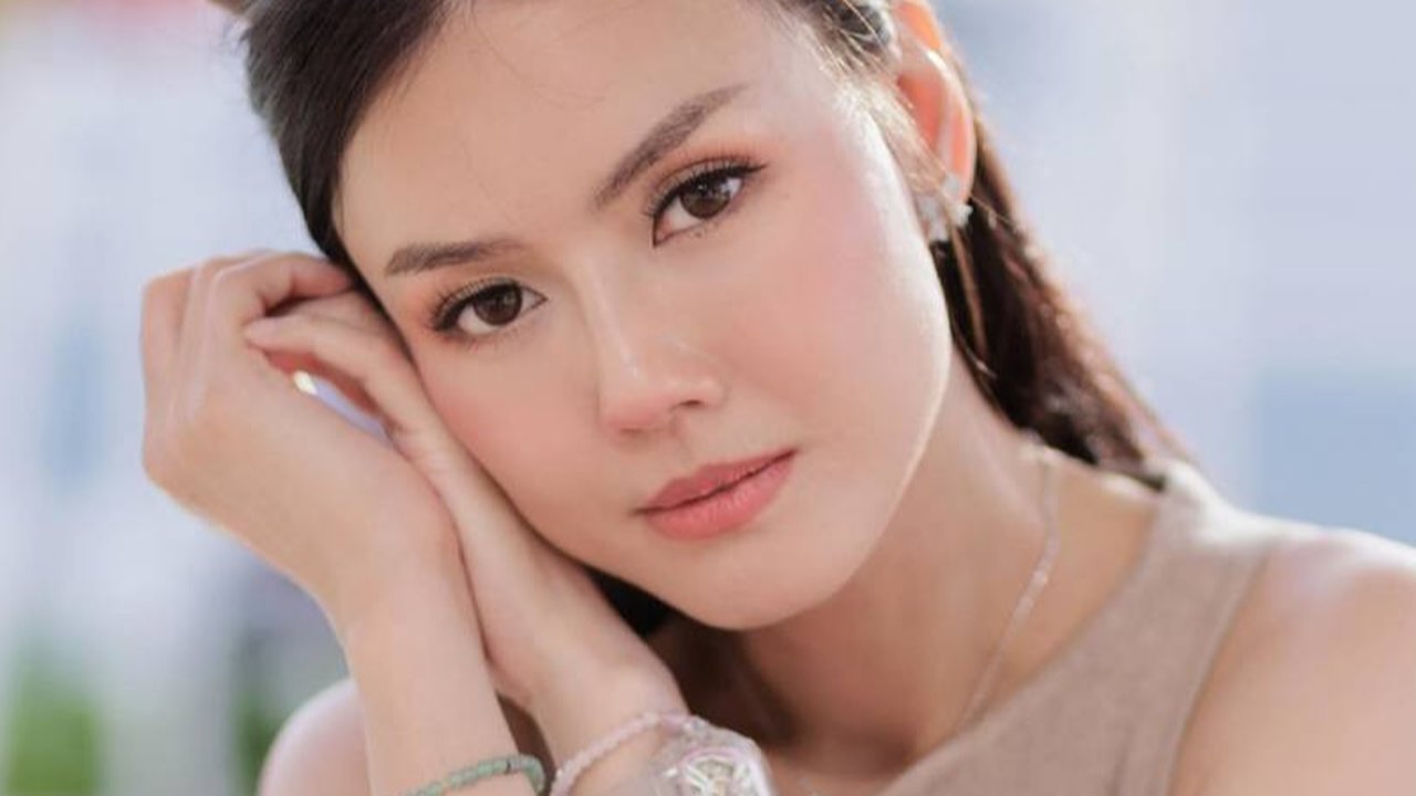 Potret Nita Gunawan 'Kembaran' Agnez Mo Lakukan Fat Graft di Korea ...