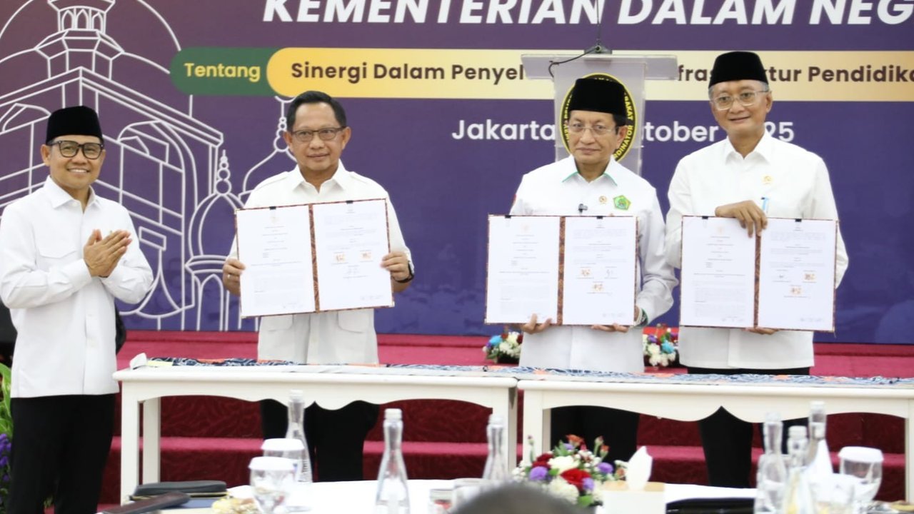 Teken MoU bersama Menteri PU dan Menag, Mendagri Tegaskan Dukungannya ...