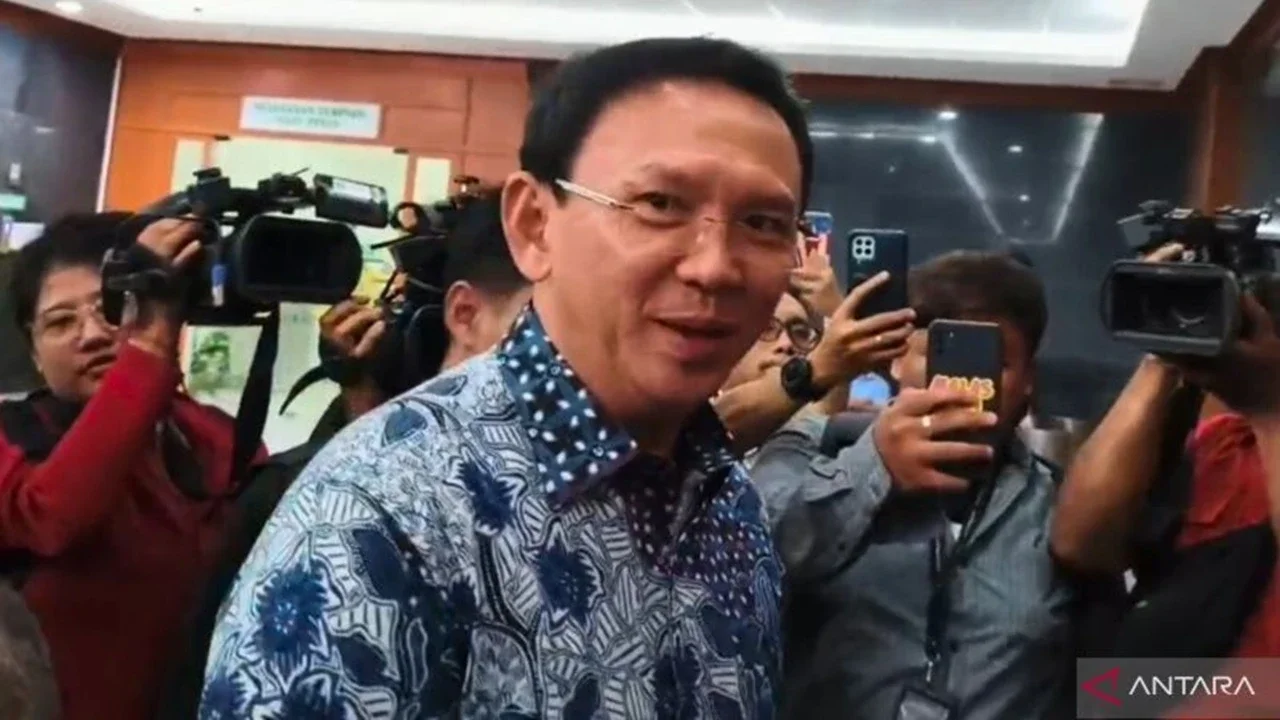 Ahok Bocorkan Lokasi Negosiasi Raja Minyak: Lapangan Golf, Jemur, Jalan ...