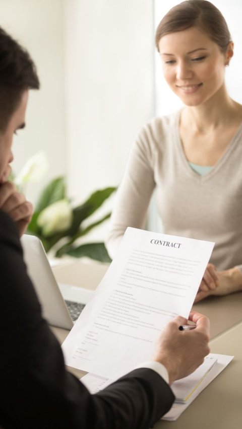 How To Introduce Yourself Professionally For Job Interview: 10 Simple ...