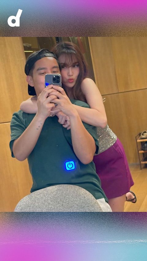 Heboh Ayu Ting Ting Pamer Foto Peluk Mesra Boy William Heboh Ayu Ting Ting Pamer Foto Peluk Mesra Boy William