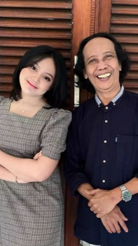 Potret Tia Septiana Anak Mandra yang Jarang Tersorot, Paras Cantiknya ...