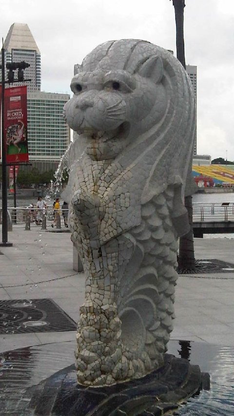 5 Interesting Facts About Singapore's Iconic "The Merlion" | trstdly ...
