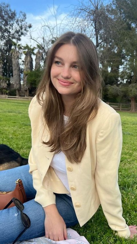 Facts of Olivia Brower, Andrew Garfield's Rumored New Girlfriend ...