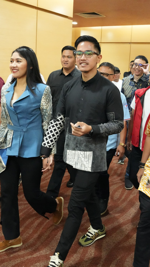 Jelang Debat Cawapres 2024, Kaesang Sebut Mahfud MD Lawan Berat untuk Gibran