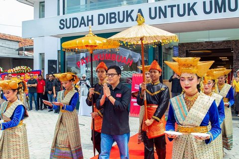 5 Rumah Makan Artis yang Viral, Punya Menu Andalan dengan Harga Mulai ...