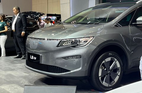Spesifikasi, Fitur, dan Harga Aletra L8 EV: Apakah Mampu Bersaing ...