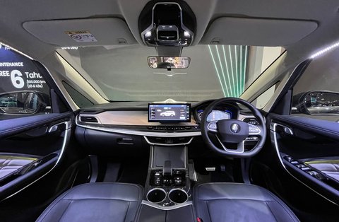 Spesifikasi, Fitur, dan Harga Aletra L8 EV: Apakah Mampu Bersaing ...