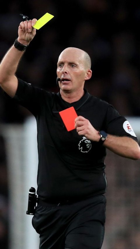 "Blue Card" Will Be Introduced in Football. What is it? | trstdly ...