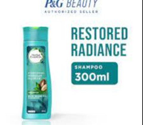 10 Rekomendasi Sampo untuk Rambut Kering Terbaik Edisi 2024