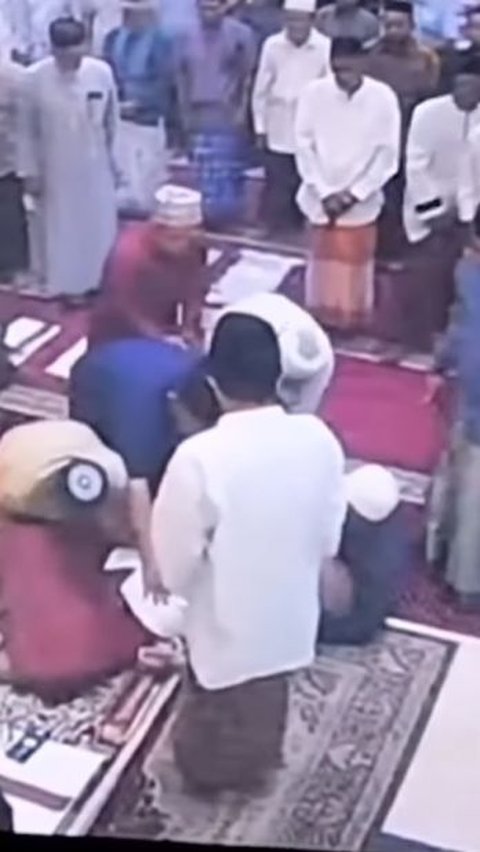 Innalillahi, Ajal Menjemput Imam Sholat Subuh Berjemaah di Takalar Saat Hendak Bangun dari Rukuk