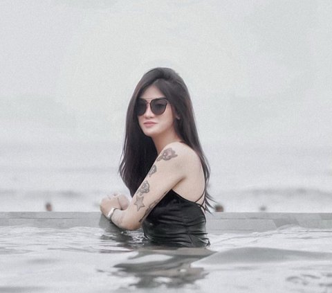 8 Potret Bella Janetta, Eks Istri Sexy Goath yang Ikut Terseret Isu Perselingkuhan Anji: Karma!