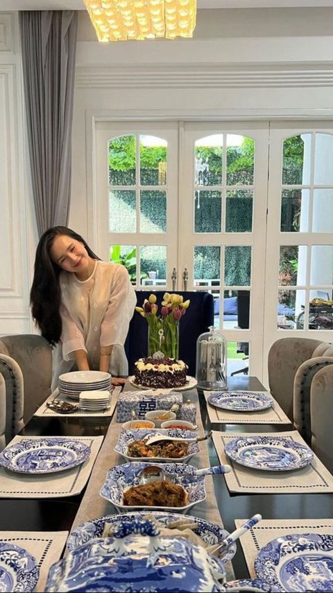 Diberi Mahar Fantastis, Intip 10 Potret Rumah Mewah Beby Tsabina ...